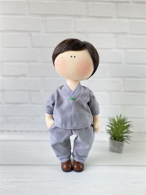 Лялька хлопчик доктор портретна лялька — ціна 2500 грн у каталозі Ляльки Купити дитячі товари