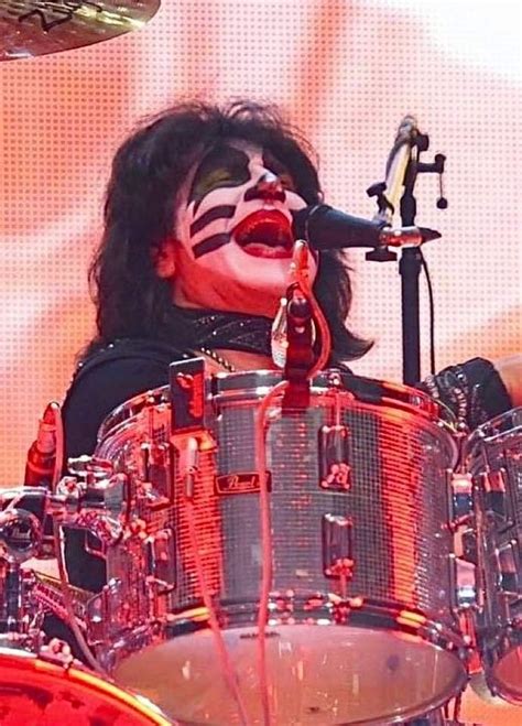 Pin By Laura Peaire On Kiss Eric Singer Bon Jovi Singer Little Kitty