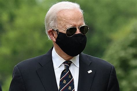 Joe Bidens Mask And Sunglasses Look Is Inspiring But Dangerous