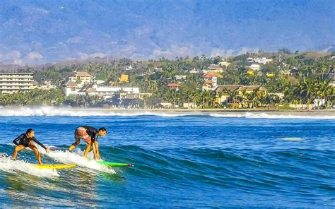 Puerto Escondido Oaxaca Mexico 2023 Surfer Surfing Aan Surfboard Aan