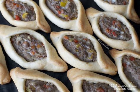 Beef And Lamb Fatayer Fataair Chaussons Au Boeuf Et A Lagneau فطائر