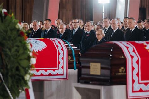 Warszawa Prezydenci RP na uchodźstwie spoczęli w Świątyni Opatrzności