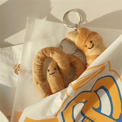 식빵 프레즐 크로와상 키링 음식모양 가방고리