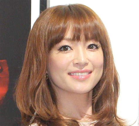 浜崎あゆみに婚約報道！お相手は10歳年下の米国人大学院生！ Renote リノート