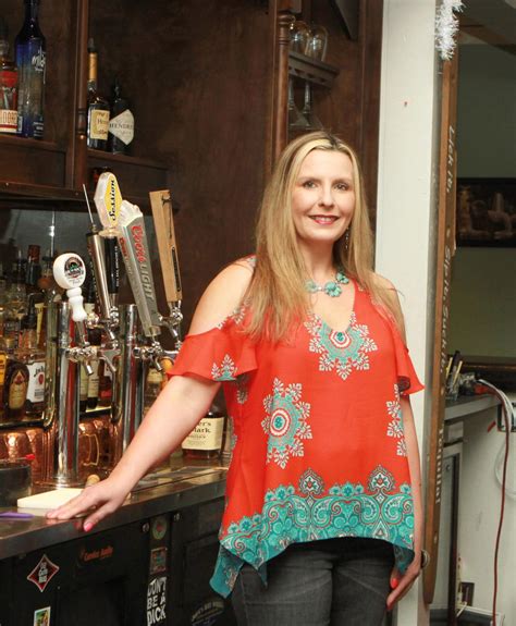 Broken Anchor Bar And Grill Celebrates A Year Of Great Food And