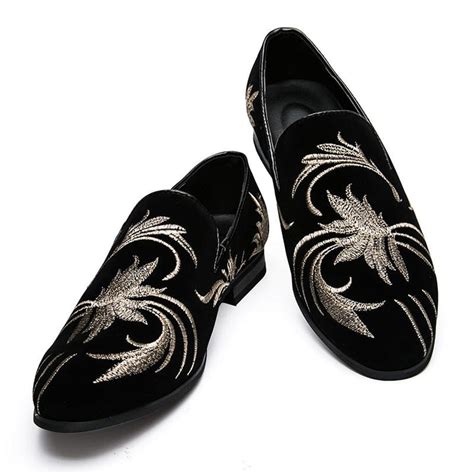 Mens Casual Suede Loafers With Embroidery Zorket