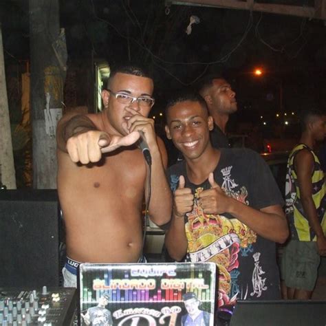 Stream Mont As Novinha Vai No Pau Reverce Da Putaria Dj Emerson