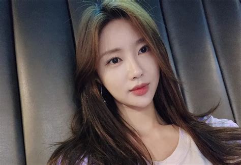 황미나 프로필 나이 키 학력 아씨두리안 고우미 과거 김종민 소개팅