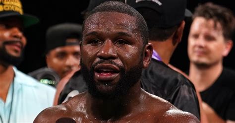 Floyd Mayweather Explicó Por Qué No Pudo Noquear A Logan Paul Y No