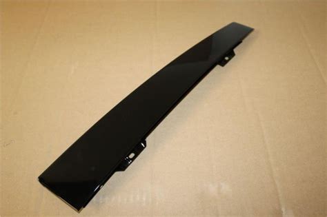 Front Left Outer Trim Door Window Frame Vw Polo 9n 6q4839901g 041 New