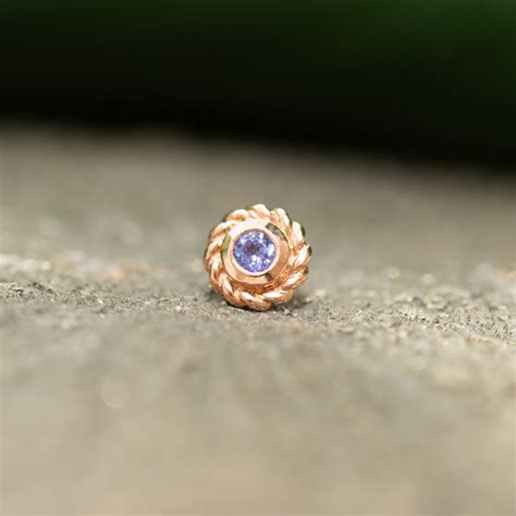 Mini Raine With 2mm Gem Threadless End In Gold