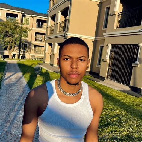 Thuba Zulu Timone Tt • Instagram Photos And Videos