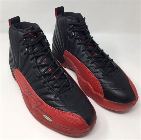 Michael Jordan Signed Original 1997 Nike Air Jordan 12 Flu Basketball