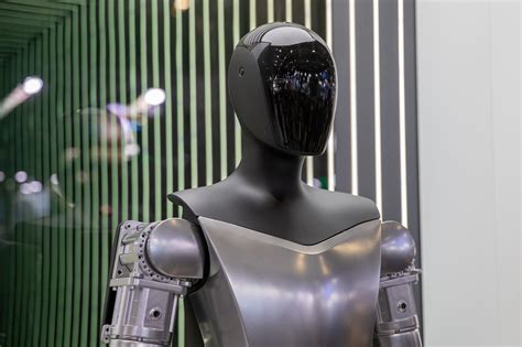 Elon Musk Muestra Avances De Los Robots Humanoides De Tesla Entrepreneur