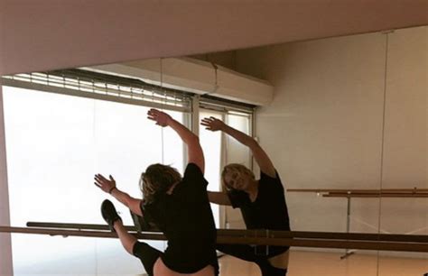 Chelsea Handler Throws A Curveball Bares Butt On Instagram Instead