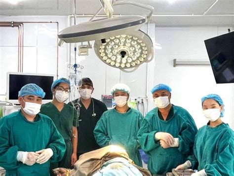 Цээжний хөндийн битүү гэмтэл хавирганы хугарлыг бэхлэх мэс заслыг орон