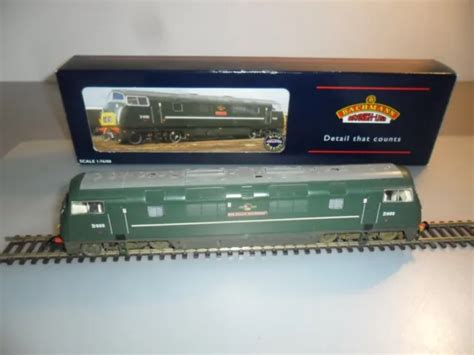 Bachmann 32 055 Class 42 Warship Diesel Locomotive D800 Sir Brian