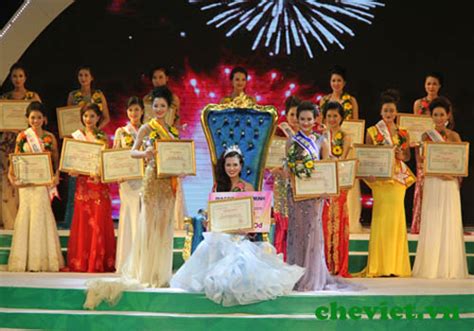 Chung K T Cu C Thi Ng I P X Tr Tr Sen T Y H Minh C Ng