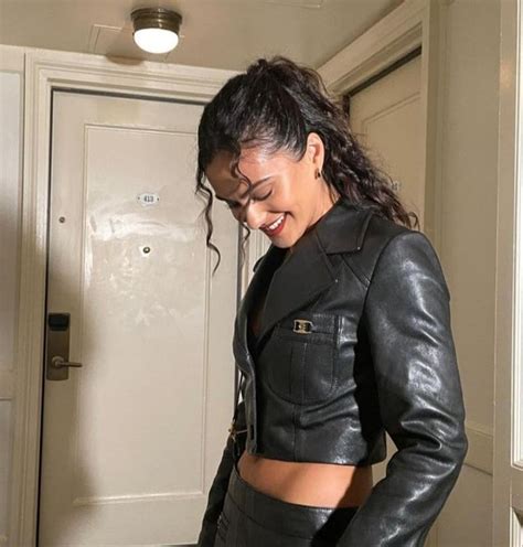 Camila Mendes R Celebritieshunter