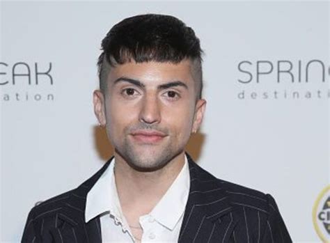 Mitch Grassis Shoe Size And Body Measurements Celebrity Shoe Sizes