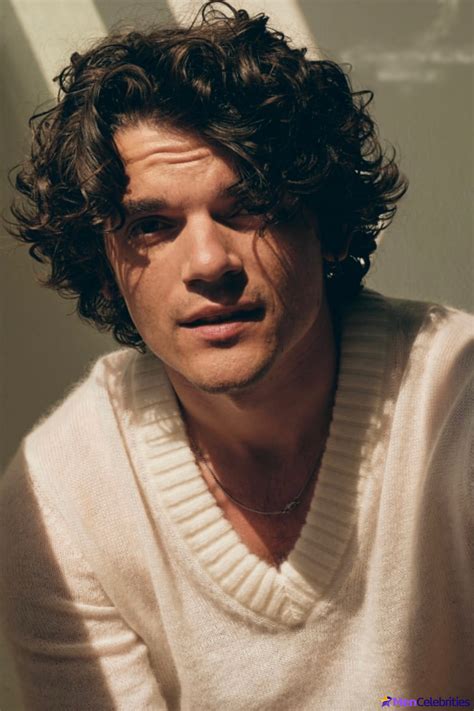 Edward Bluemel Nude And Gay Sex Collection Naked Male Celebrities