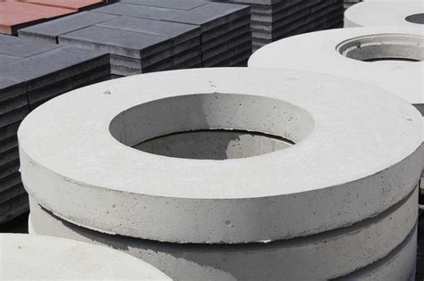 Pokrywa betonowa studzienna dekiel wyłaz studnia opole Dębska