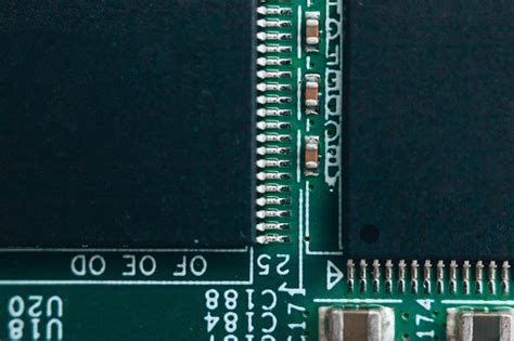 회로 보드 수리 전자 하드웨어 현대 기술입니다 마 더 보드 디지털 개인용 컴퓨터 칩 Cpu에 대한 스톡 사진 및 기타 이미지 Cpu 개념 공학 Istock