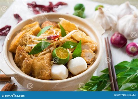 Singapore Curry Noodle Stock Photo Image Of Dish Delicious