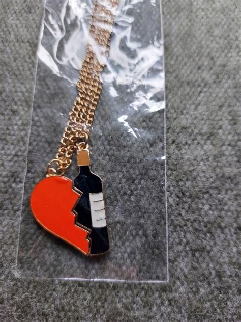 Кулон серце пляшка — цена 100 грн в каталоге Колье и ожерелья Купить аксессуары по доступной