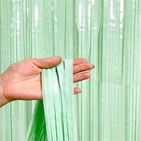 ستاره مينت جرين دكان بالون