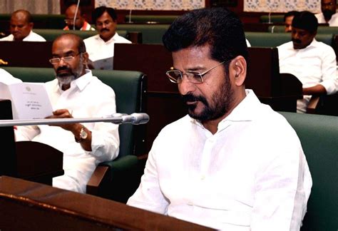 Telangana Deputy Cm And Finance Minister Bhatti Vikramarka Meets Cm