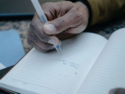 大数据分析在电商平台中的应用探索 光点科技