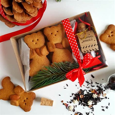 Skanios Dovanos Kalėdoms I 6 Meškučių Ir Arbatos Rinkinys