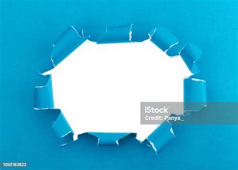 블루 오픈 종이 배경 찢어진된 종이에 귀하의 메시지에 대 한 공간을 찢 어 0명에 대한 스톡 사진 및 기타 이미지 0명