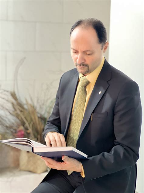 About Us دفتر وکالت بابک خوانساری