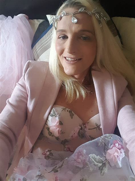 Brooke Zanell On Twitter Hey World Https T Co Rkbyi Sb Twitter