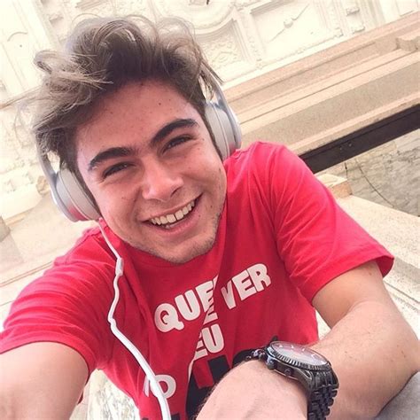 Rafa Vitti faz turismo em Belém Acrescentando Quem Popquem