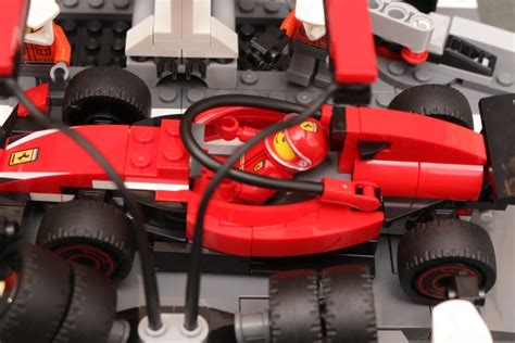 Lego City 60443 F1 Pit Stop And Pit Crew With Ferrari Car