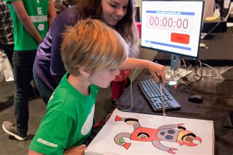 5 Coding Activities You Can Do Without A Computer Coding Activities Coding Games