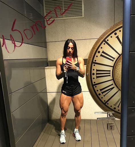 Pin Su Musclegirls Cose Interessanti