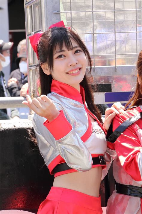 ぬっきぃ ԅ ωԅ on Twitter 富士スピードウェイでGAINER Siegな南実千晴ちゃん 大きいリボンʚɞがとても