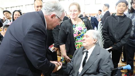Elder Andersen Testifies Of Jesus Christ To Pacific Area Saints