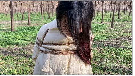 Lfsy010 龙飞绳艺 美女两人第一次拍戏 公司机密泄露。老板派出杀手，捉拿公司叛徒绳艺荟