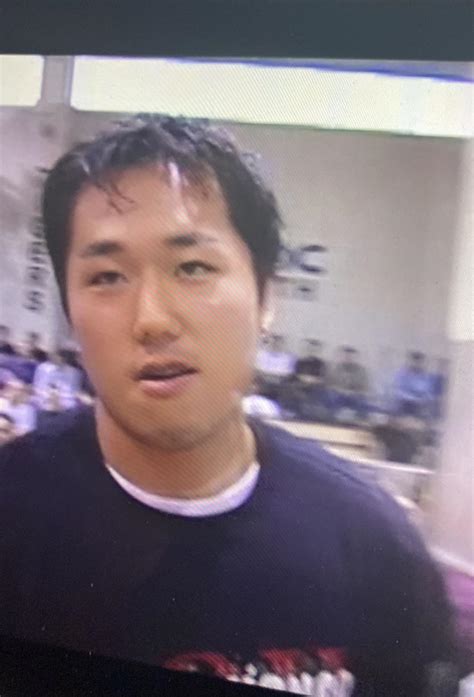 Who Is This 2003 Round Robin Ii R Roh