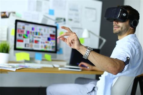 Premium Photo Young Male Software Programmer Testing A New App With 3d Virtual Reality Glasses