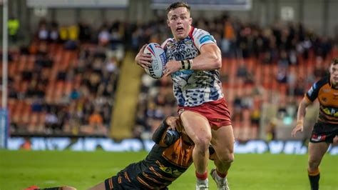 Leigh Star Kai Odonnell Bids For Wembley Berth After Return From Six Match Ban Mirror Online