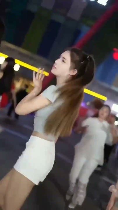 دختر ایرانی در چین ، رقص Youtube