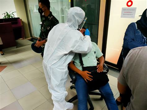 Penumpang Pesawat Citilink Masuk Batam Tanpa Dokumen Negatif PCR