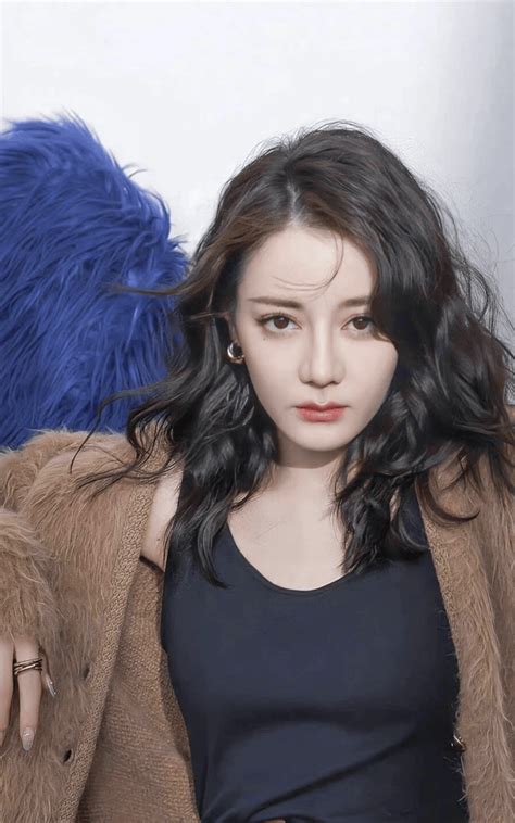 迪丽热巴盛世美颜，浓颜系大美女！