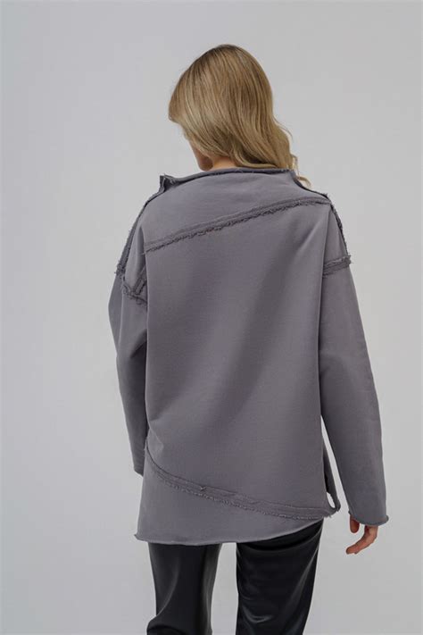 Свитшот модель Линда